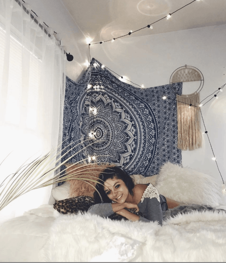 Small bedroom decorating ideas with faux fur, pillows, tapestries ...