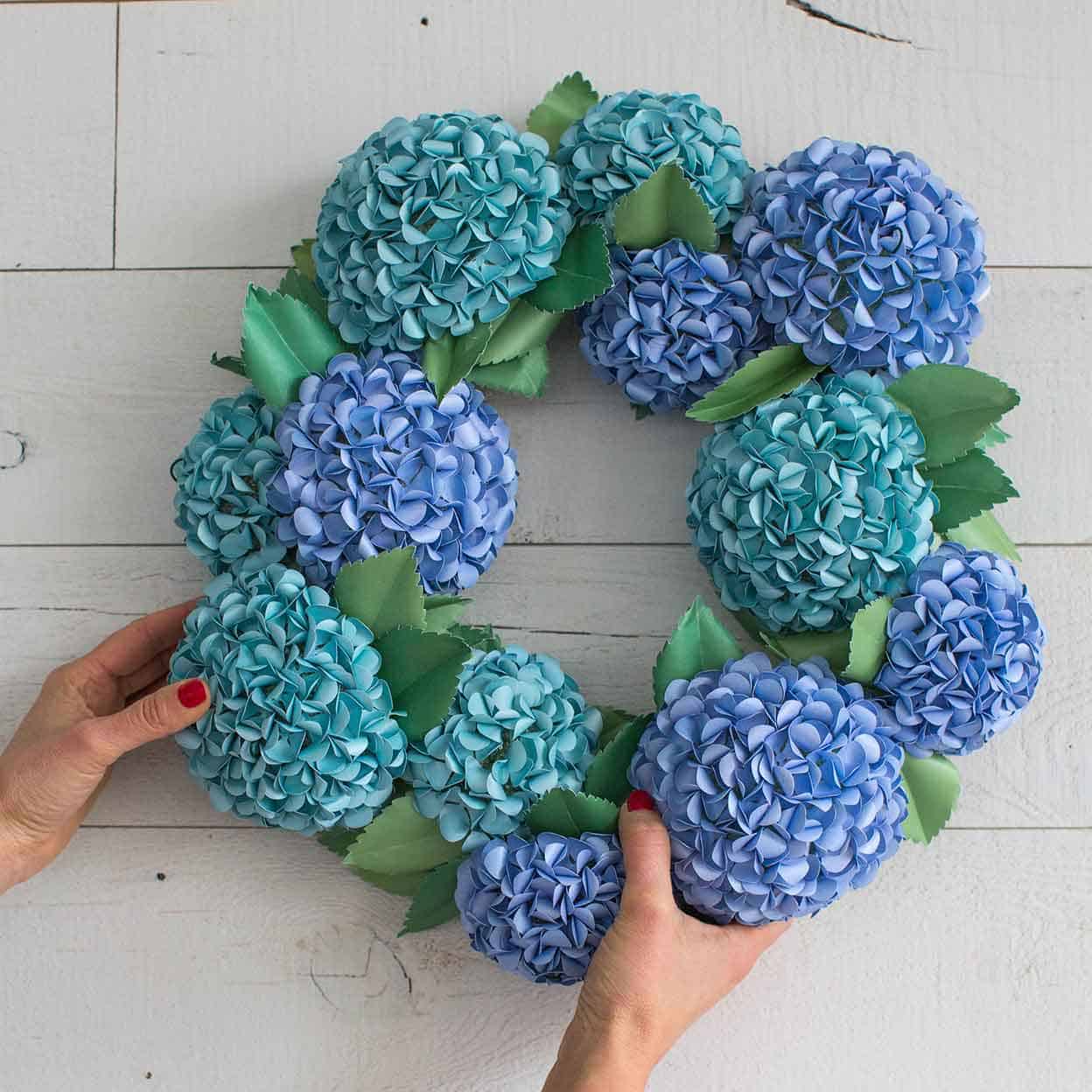 18 Stunning DIY Paper Flowers You ll Love Making Hairs Out Of Place