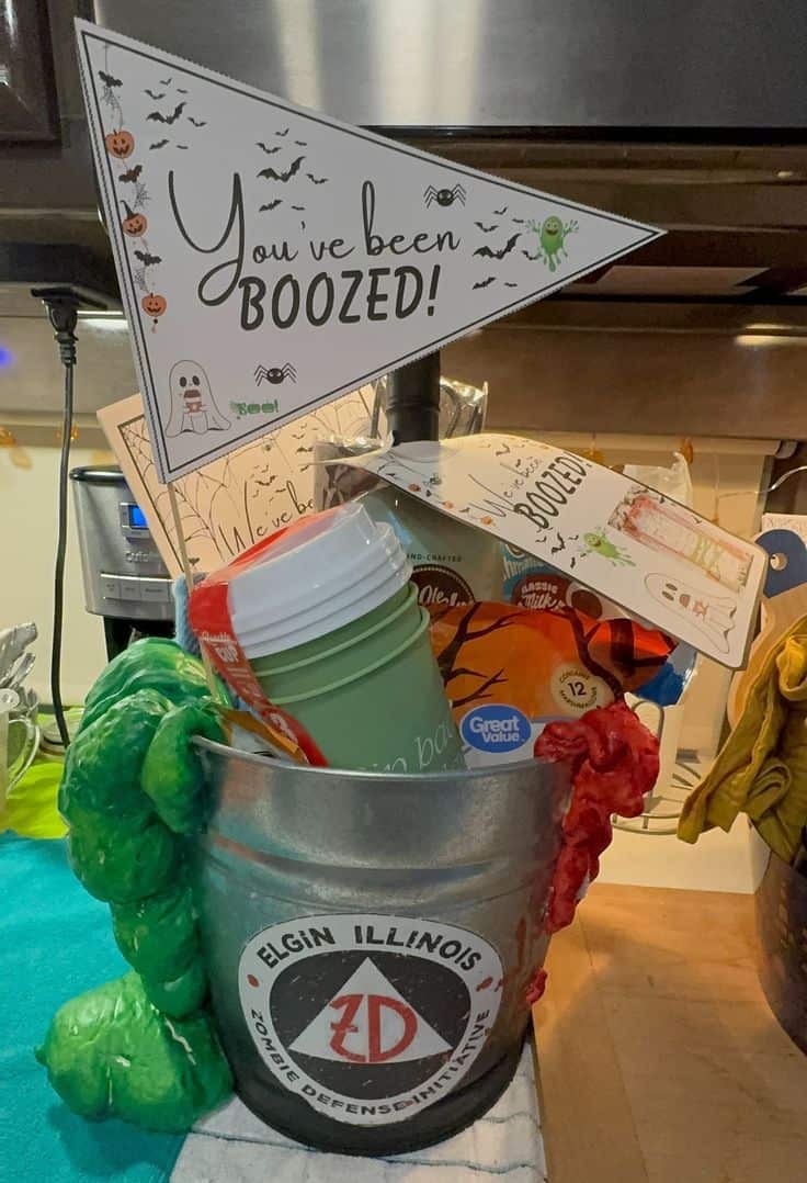 20 Fall Boo Basket Ideas - Hairs Out of Place