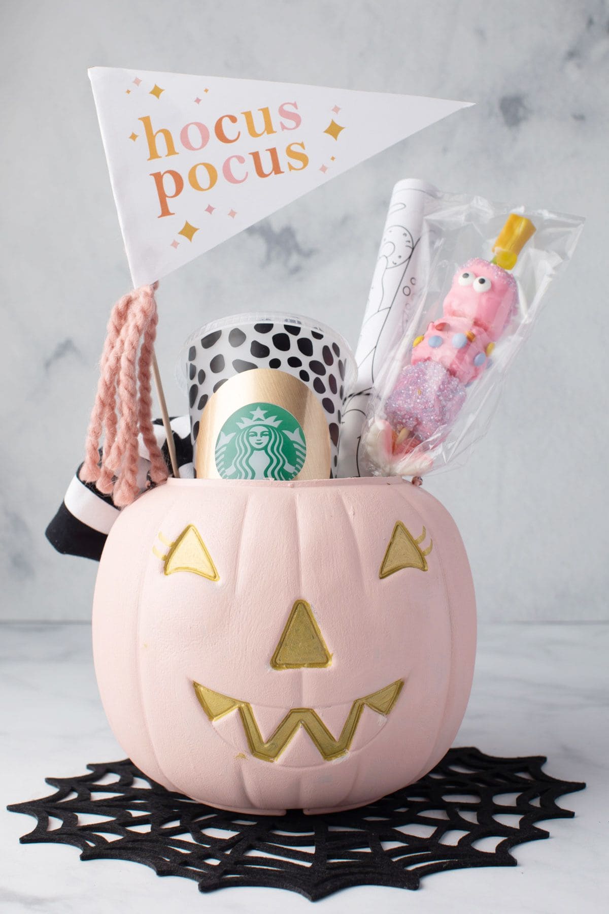 20 Fall Boo Basket Ideas - Hairs Out of Place