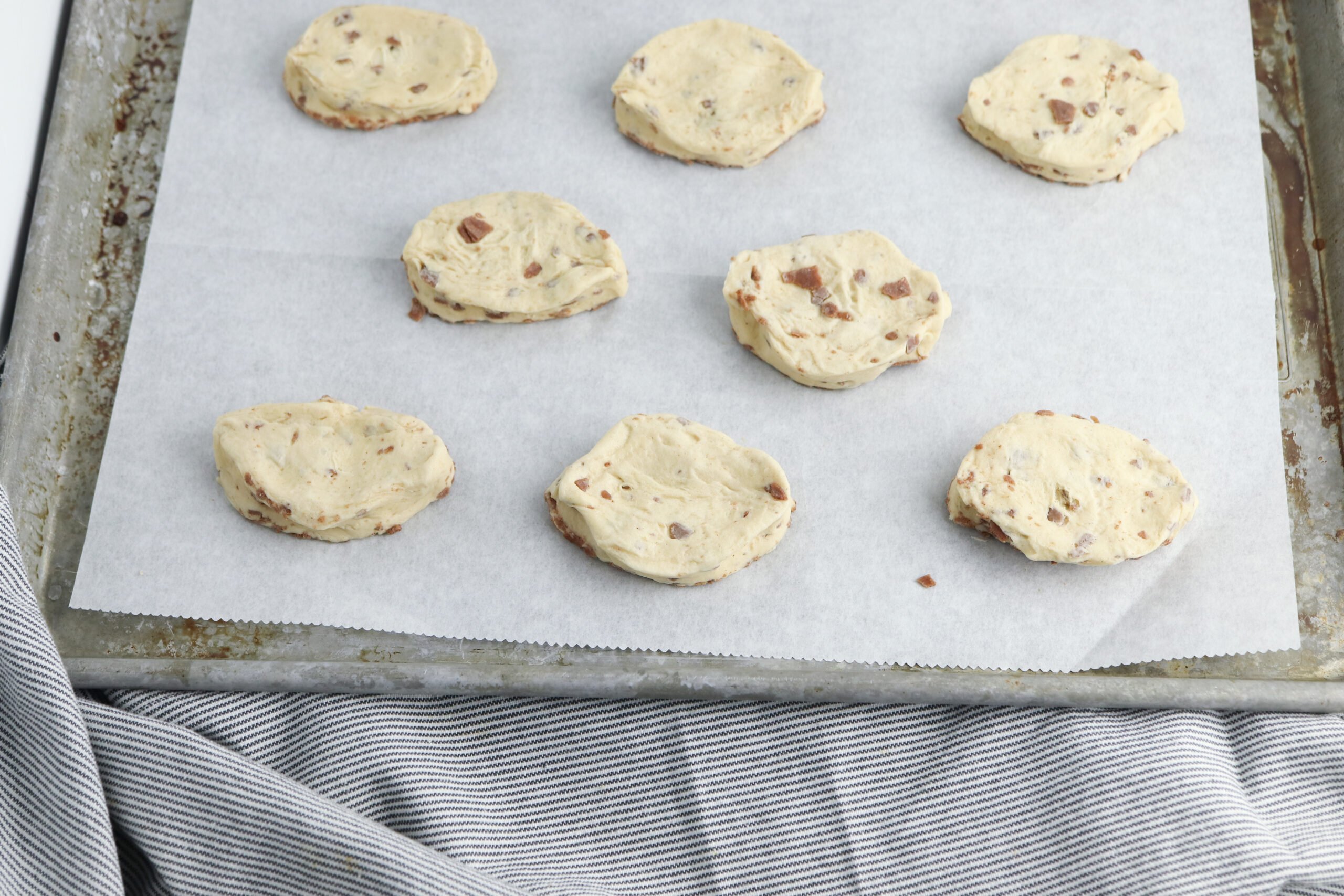 Super Bowl Cinnamon Rolls (Easy Football-Shaped Dessert)