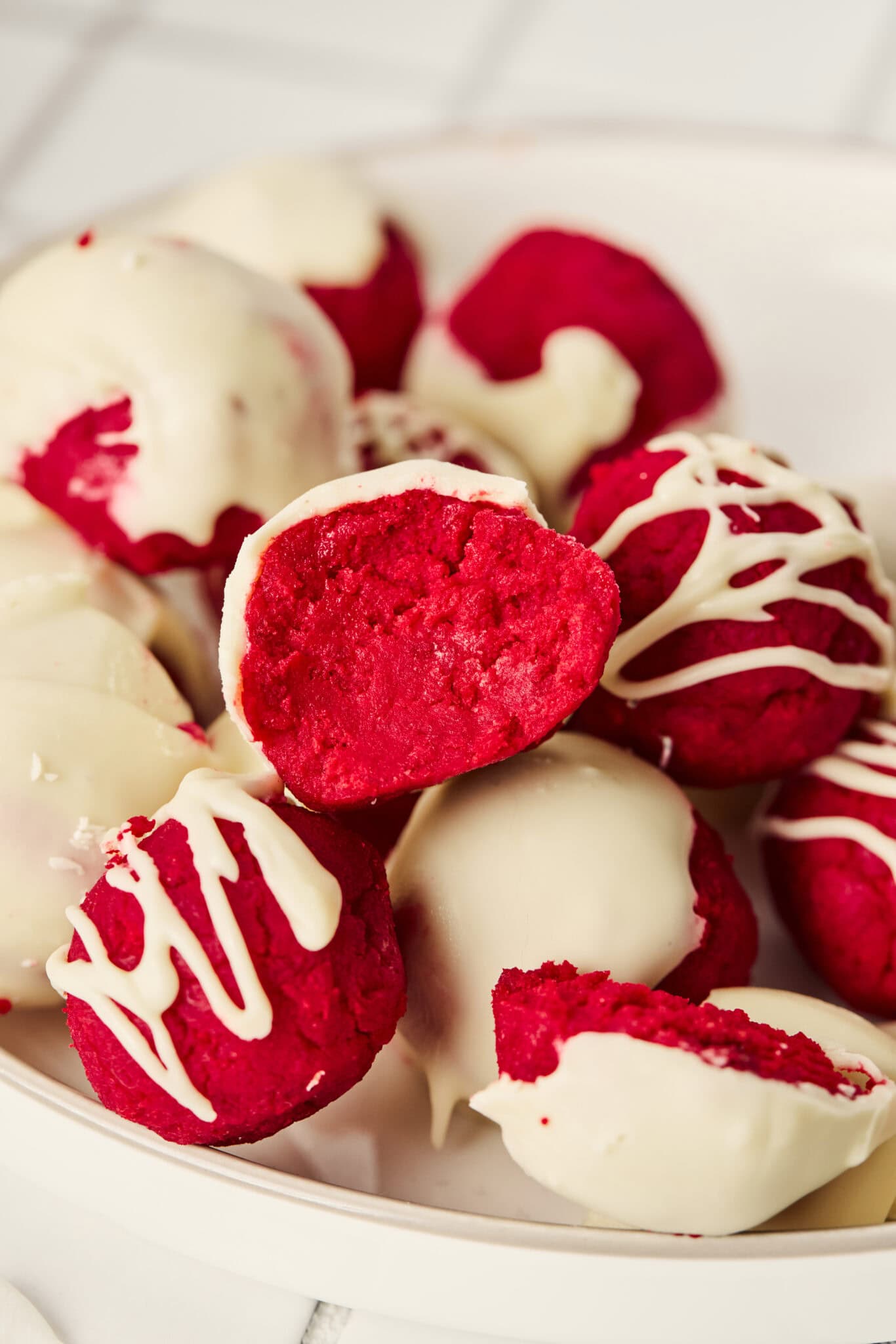 Easy Red Velvet Truffles