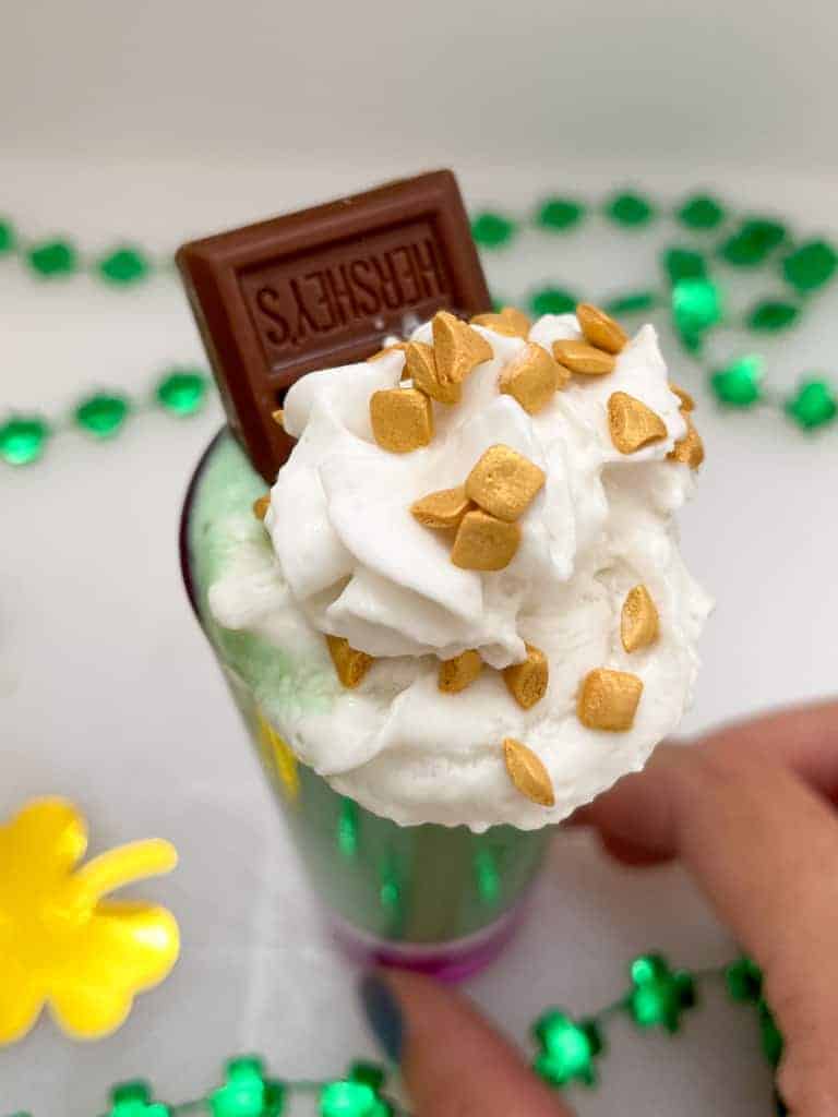 Easy Shamrock Shot Recipe (Perfect for St Patrick’s Day)